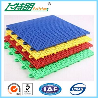 China Outdoor / Indoor Polypropylene Rubber Gym Flooring Tiles Interlocking Customized for sale