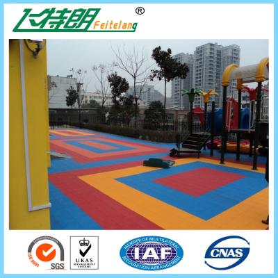 China Interlocking PP Sports Flooring Tiles 30x30cm UV Resistant for Tennis Basketball Court for sale