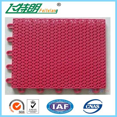 China Custom PP Interlocking Rubber Floor Tiles High UV Resistant Anti Aging 2500N Load 10 Year Warranty for sale