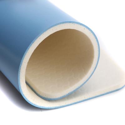 China Moisture Proof PVC Vinyl Flooring for Badminton Court 1.5x20m 4.5mm Thick for sale