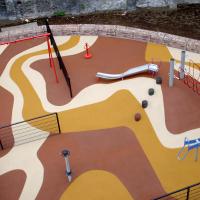 China EPDM Playground Flooring 2-4mm Granules for Sports Venues Kids Play Areas for sale