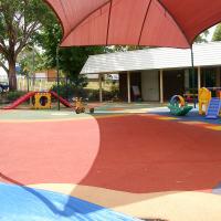 China Stadiums Schools SGS Colored Rubber Granules Flooring for sale