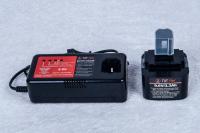 China TieRei Automatic Rebar Tier Rechargeable With Ni-MH Battery Pack Charger for sale
