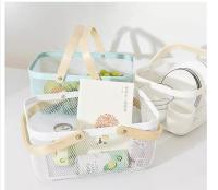 China Sustainable Wire Mesh Storage Baskets With Wood Handle for sale