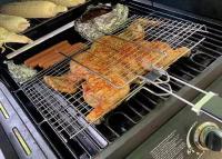 China Corrosion Resistance SS316 330mm Grill Basket Barbecue Clips Easy To Clean  For Chicken for sale