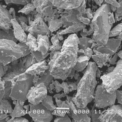 China Metallurgy Fused Crushed Tungsten Carbide Powder High Wear Resistance 2100HV0.1 for sale