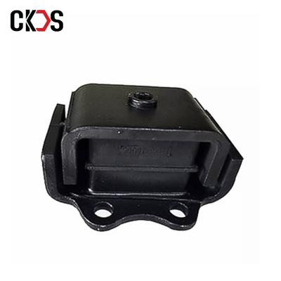 China NISSAN UD CW30 FE6 11328-Z2004 Japanese Truck Spare Parts Engine Mount Support Bracket Replacement for sale