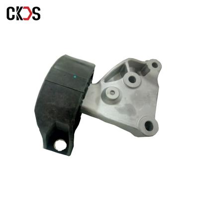 China Rebuild Kit Japanese Truck Spare Parts Cushion Rubber Engine Mounting For ISUZU 4JB1 TFS55 8944583843  8-94458384-3 for sale