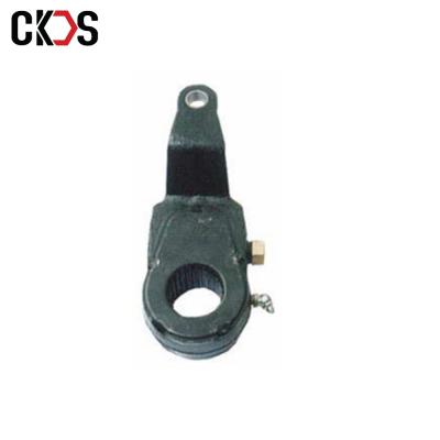China Best quality truck spare part manual slack adjuster MC826064 NISSAN UD TRUCK for sale