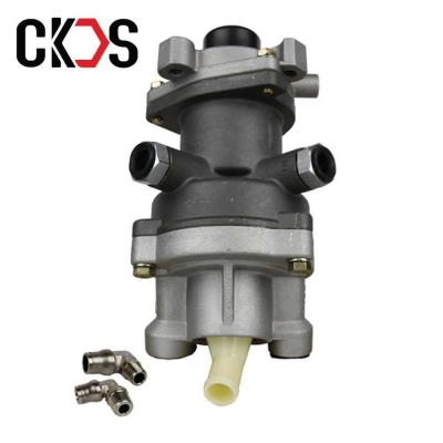 China Hino 500 Foot Brake Valve 47160-3292 with 6 Months Warranty for Air Brake System for sale