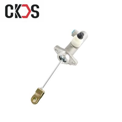China ME507832 Mitsubishi Canter Clutch Master Cylinder Truck Clutch Parts for sale