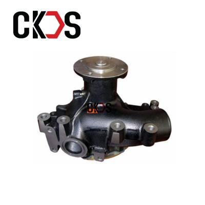 China ME996877 MITSUBISHI FUSO Truck Parts Engine 8DC91A Water Pump for sale