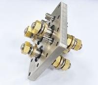 China 220V 30A-300A Screw Connection Terminal Plate with 5000MΩ Insulation - Electroless Nickel Plated for sale