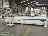 China Customizable CNC Door Machine with Z axis 20 Lathe Bed Guide Rail and 750W *2/400W*1 Servo Motors for sale