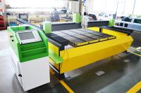 China Industrial  Advanced Laser Cutting Machinery Large Format Steels Metal Plate 400W LF3015E AU3TECH High-power Laser Cut System for sale