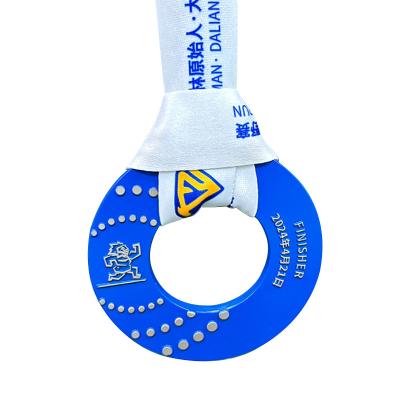 China Custom Toroidal Medallion Trail Run Embossed Award Medal 2-10 Inch Customizable for sale