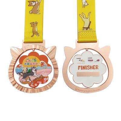 China Rotatable Pet Charity Running Medal Zinc Alloy 1.5 Inch Ribbon Customizable for sale