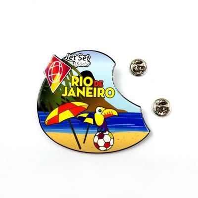 China Custom CMYK Printed Metal Pin Badge 1.0 inch Butterfly Clutch for Sports Events for sale
