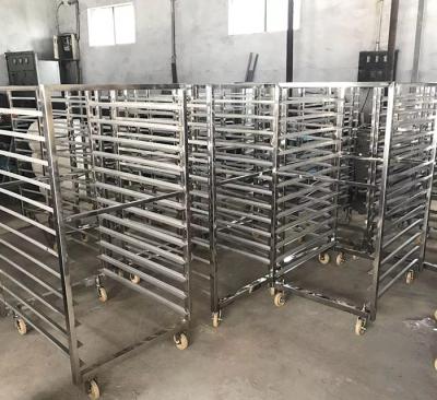 China 500kg SS Tray Rack Trolley 12-32 Layers Bread Cooling Trolley For Bakery for sale