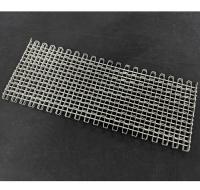 China Customized Stainless Steel 304 Great Wall Conveyor Belt Horseshoe Honeycomb Conveyor Belt  for Washing Draining and Drying for sale