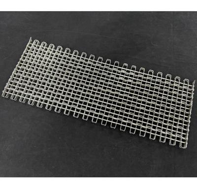 China Customized Stainless Steel 304 Great Wall Conveyor Belt Horseshoe Honeycomb Conveyor Belt  for Washing Draining and Drying for sale