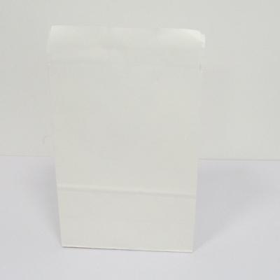 China Sturdy Square Bottom Paper Bag 15x20cm Recycled Paper Shipping Envelopes for sale
