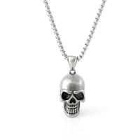 China Skull titanium steel necklace with European and American style men's stainless steel skull necklace pendant for sale
