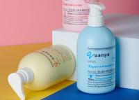 China OEM 450ml Plastic Cosmetic Bottles For Conditioner Lotion for sale