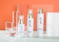 China 40ml PET Plastic Bottle with Gold Lotion Pump Custom Color Cosmetic Packaging for sale
