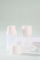 China 30ml 50ml White Airless Pump Bottle Round Shape PP Serum Bottle for sale