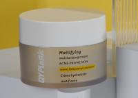 China Frosted Printing Face Cream Plastic Jar 200ml 250ml High Cap White Body for sale