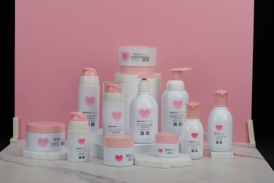 China Luxury Plastic Cosmetic Bottles Jar Thick Wall Transparent Pump 250ml for sale