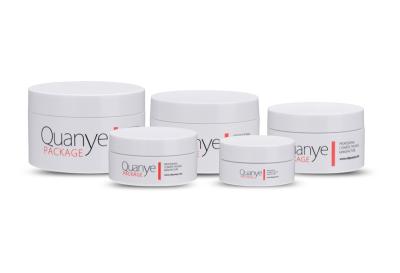 China Smooth Plastic Cosmetic Jars Hair Wax Multi Color Plastic Lotion Jars With Plastic Disk for sale