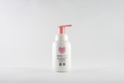 China PET Foundation Pump Bottle 10-150ml Capacity with 0.35ml Discharge Rate for Cosmetic Packaging for sale