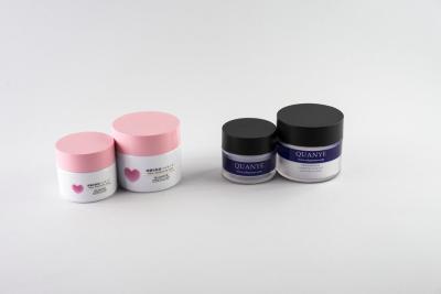 China Plastic Cosmetic Jars with Labeling Surface Treatment 30ml to 200ml PET for sale