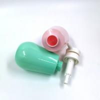 China Green 465ml PET Plastic Cosmetic Bottle 32mm Neck with Pump for Personal Care for sale