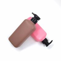 China HDPE 550ml 18oz Plastic Cosmetic Bottle with Lotion Pump for Hand Wash for sale