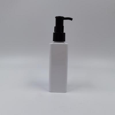 China 150ml PET Plastic Oil Pump Bottle Square Cosmetic Container Custom Color for sale
