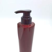 China 32mm Empty Refillable Plastic Cosmetic Bottles PET Shower Dispenser Container for sale