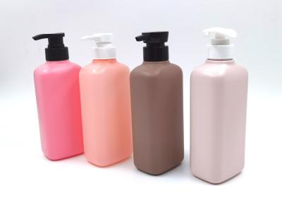 China Body Wash Empty Plastic Bottle 610ml With Black Lotion Pump for sale