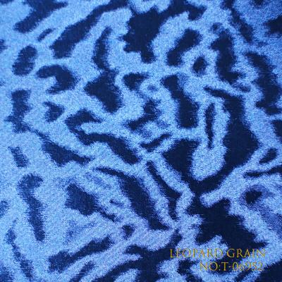 China Blue Premium Metal Texture PVC Coated Paper 220gsm - Gold Platinum Glazed Surface, Eco-Friendly Metallic Series For Decorative Paper & High-End Binding for sale