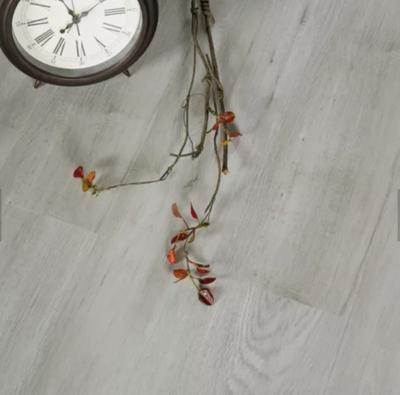 China 220x1220mm 4.5mm WPC SPC LVT Click Flooring Wood Look for sale