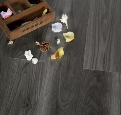 China 0.5mm Thickness 150mm X 910mm Luxury Vinyl Click Flooring For Apartment for sale