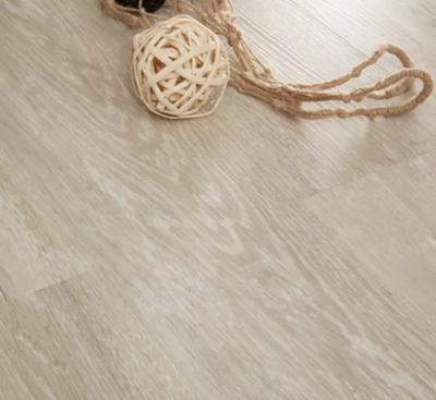 China Self Adhesive LVT Vinyl Plank Flooring Wood Patterned Luxury Vinyl Click Flooring for sale