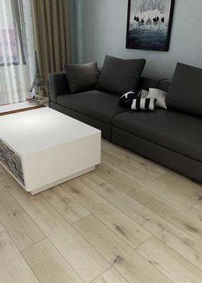 China Scratch Resistance Waterproof Peel And Stick Vinyl Plank Flooring for sale