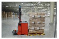 China 1500KG Load Capacity Pallet Forklift AGV Material Handling In Warehouse Picking And Loading for sale