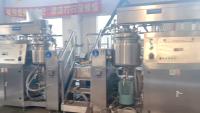 China 2000L Cosmetic Emulsifier Mixer 3600 RPM Homogenizers For Liquid Cream for sale