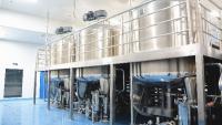 China 2000L Shampoo Cosmetic Mixing Tank Single Layer for sale