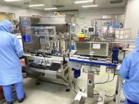 China Skin Whitening Body Lotion Filling Machine 1000BPH 316L for sale