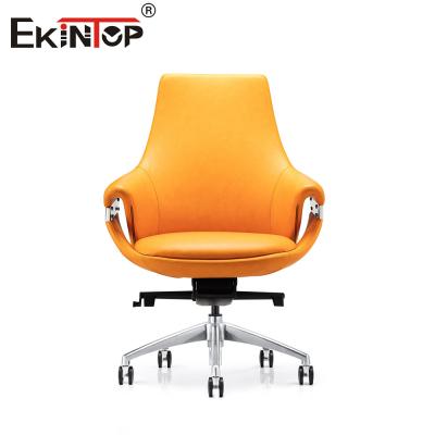 China Stylish Leather Office Chair With Breathable Backrest Adjustable Height for sale